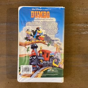 Disney | Media | 981 Original Vintage Walt Disneys Classic Black ...